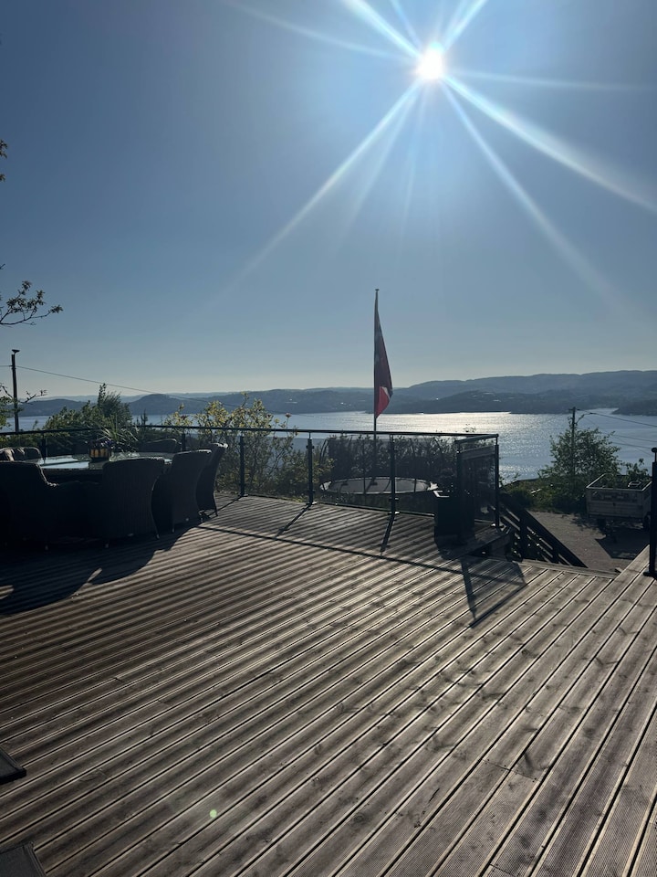 Stor Enebolig Nær Dyreparken - Kristiansand