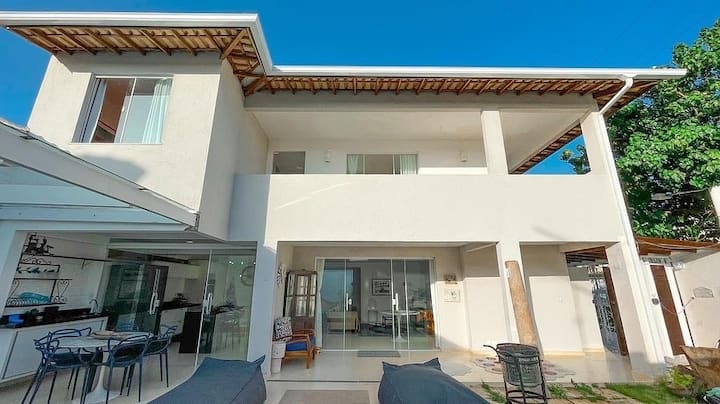 Convite à Paz: Linda Casa Com Piscina Em Cabo Frio - Cabo Frio