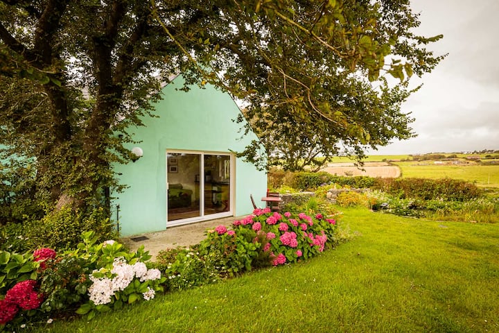 Ardfield Vacation Rentals & Homes - County Cork, Ireland | Airbnb