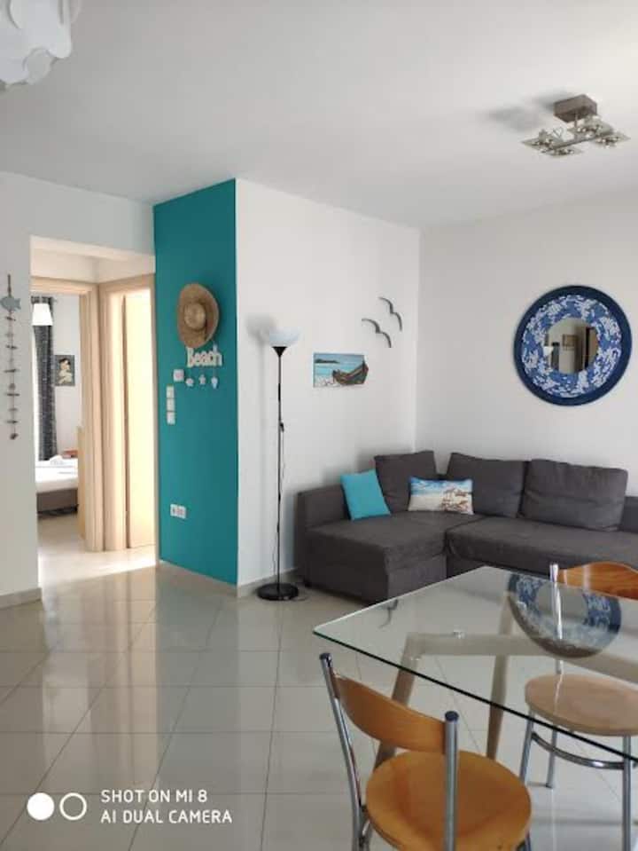 Sunny Apartment, 50m From The Beach Perea - Перея