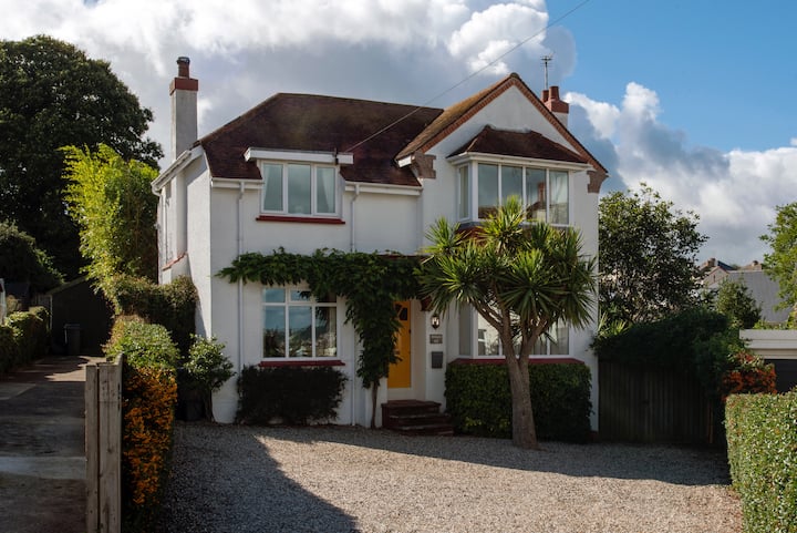 Paignton Holiday Rentals & Homes - England, United Kingdom | Airbnb