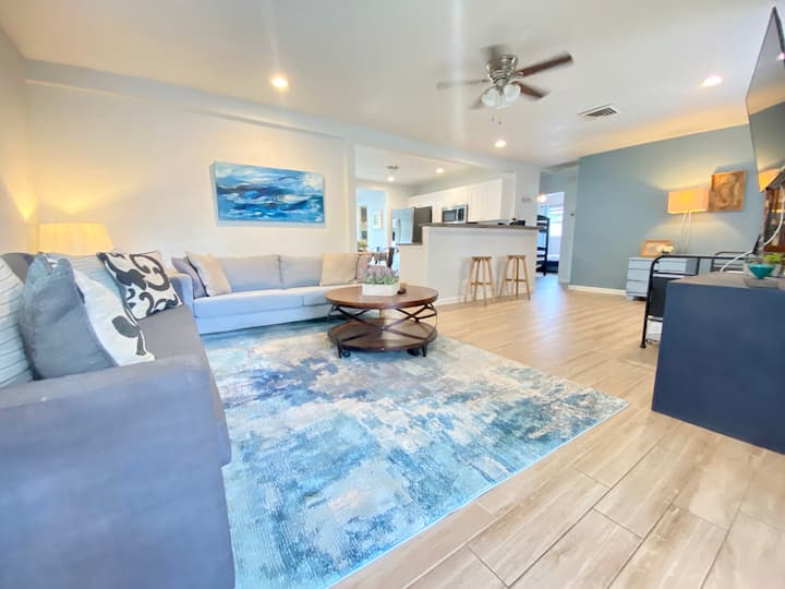 Sweet St Pete Spot - Beach & Downtown - St. Petersburg, FL