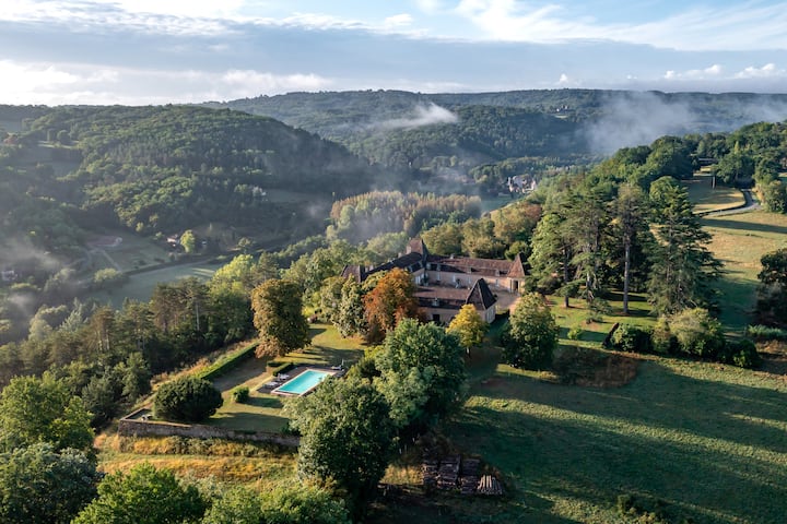 Superbe Chateau Classé Duxvii En Périgord Noir - Dordogne