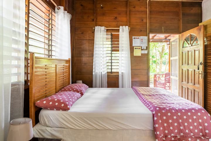 Deluxe Apartment Blue Mahoe 1@lighthouse Inn 2 - Negril