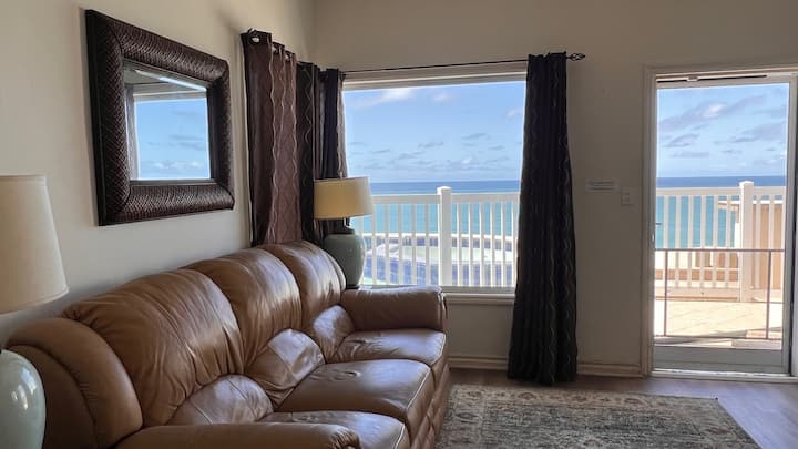 Ocean-front Beach Bungalow - San Clemente, CA