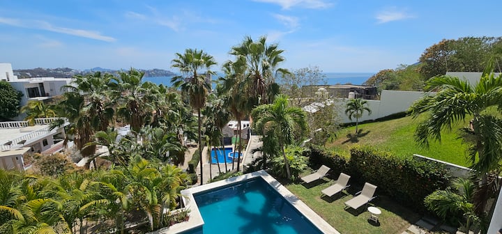 Gorgeous Ocean View Apartment With Balcony & Pool - Manzanillo
