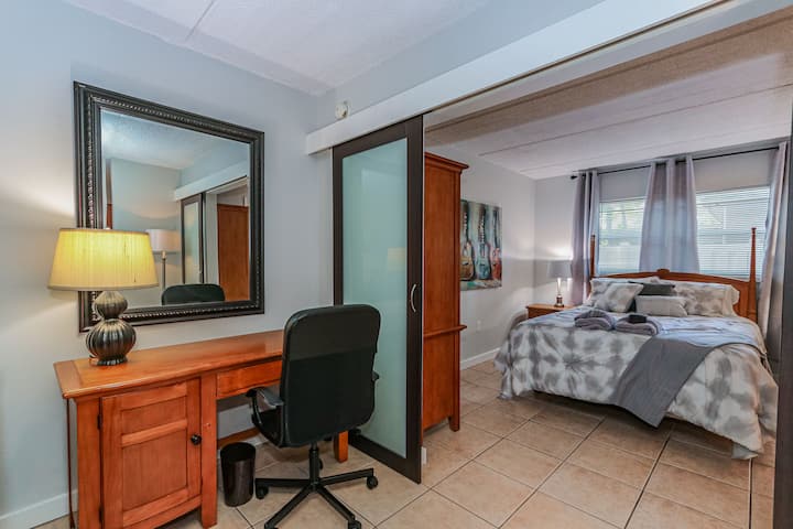 Urbanoasistampa.com Tampa Corporate Condos - Tampa, FL