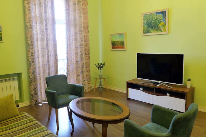 ЛЮКСОВЫЕ АПАРТАМЕНТЫ "ВАН ГОГ" В ЦЕНТРЕ ЕРЕВАНА! - Yerevan