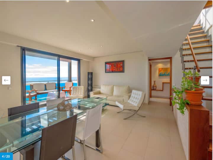 Beachfront Apartment (Triplex/3 Story) - Cubelles
