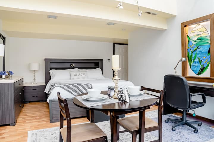 Luxurious Studio Near Microsoft (Long/short Term) - Woodinville, WA