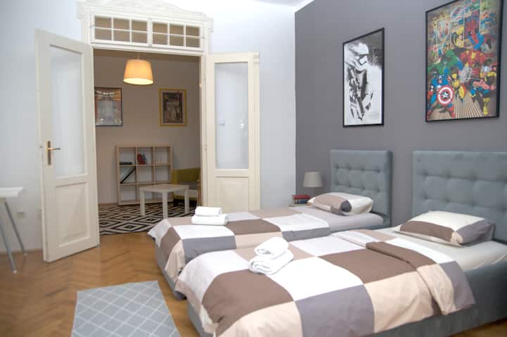 • Obilic • 2–bedroom Apartment • 70 M² - Belgrado