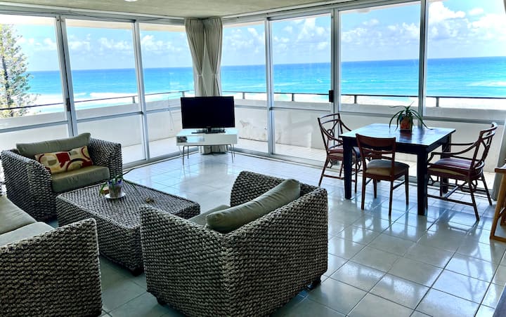 Ocean Front 360 View Beach Front Surfers Paradise - 골드코스트