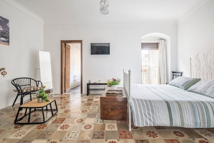 Casa Degli Avi Don Nino, Arte E Memoria A Modica - Modica