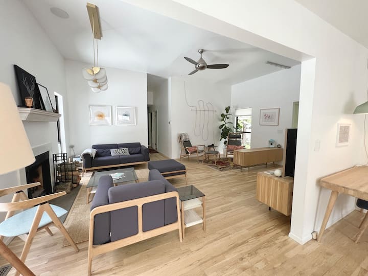 Architect Owned, Modern Home In Southampton - The Hamptons, NY