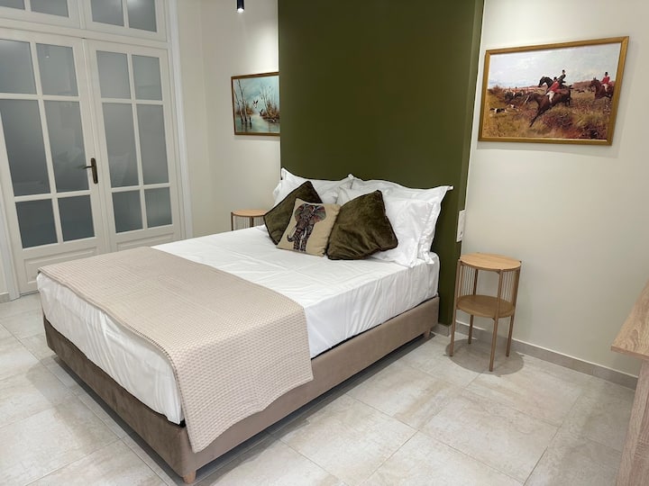 Eclectic Apartment Near Downtown - Héraklion