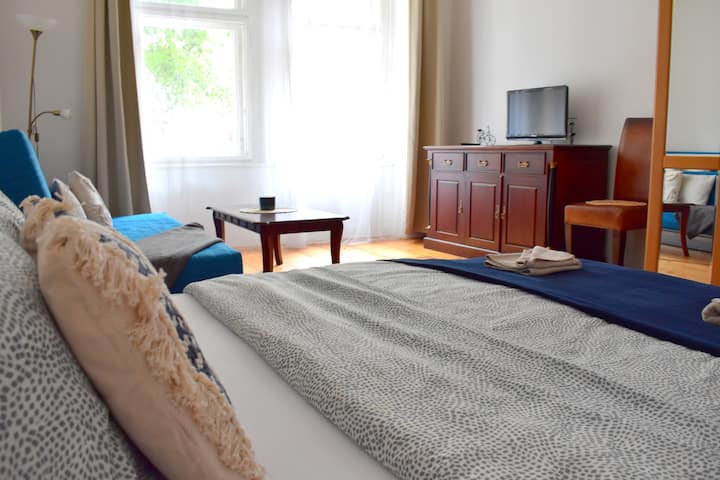 Comfy Home In Vinohrady ⚑ Neighborhood, Central! - Prague