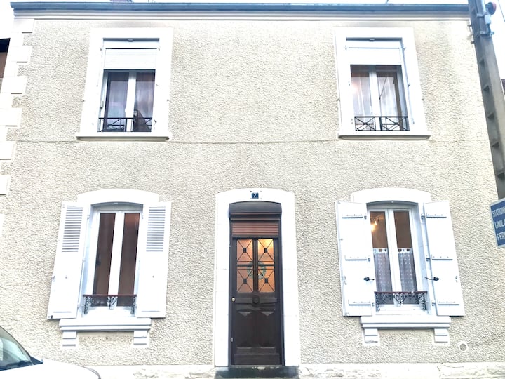 Montlucon Centre Ville, Appartement 3 Pièces - Löhne, Allemagne