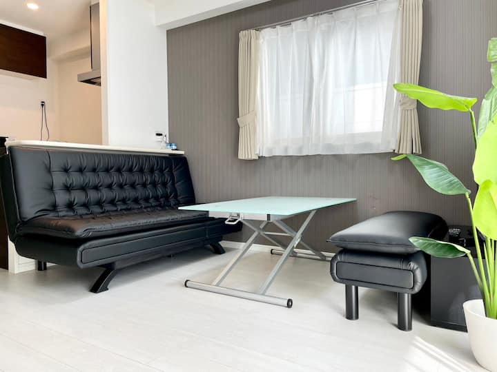 R2☆リモートワークに最適♪地下鉄東比恵駅から徒歩20秒・福岡空港2分・博多駅3分☆ 30.8㎡ - Fukuoka