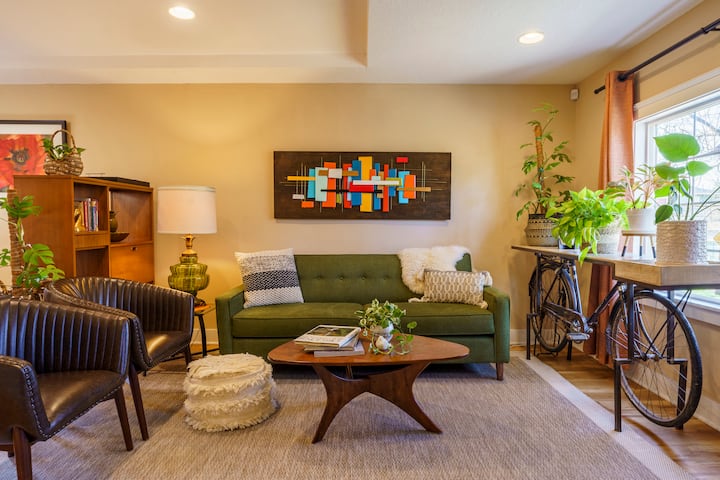 2 Primary Suites*hawthorne/division Area! - Portland, OR