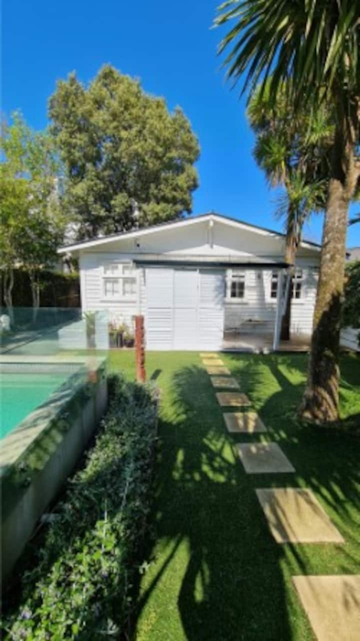 Modern Central City Cottage - Auckland