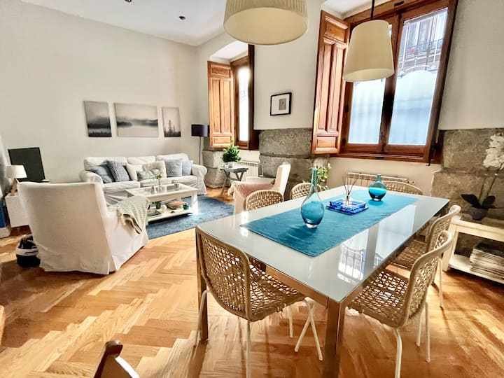 La Latina, Three Bedrooms Apartment Downtown - Madrid