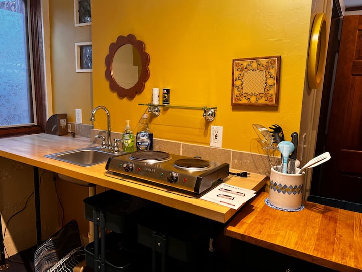 Private Flat Boise's Historic East End - Boise, ID