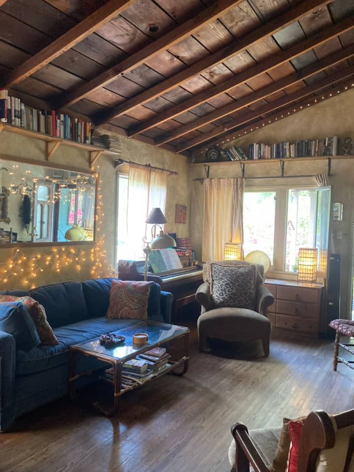 Boho Home W/detached Studio &Jacuzzi - Sunset Beach, Pacific Palisades