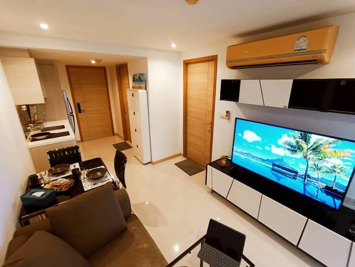 Lovely 1 Bedroom Condo With Extra Bed! - Bangkok