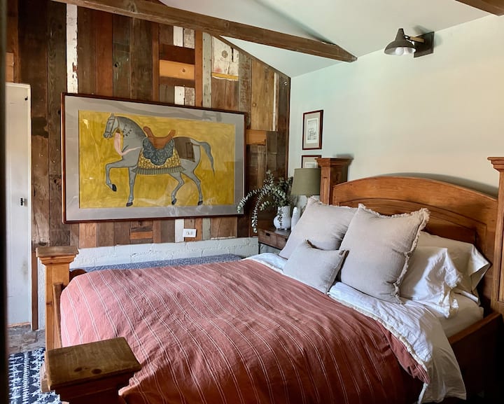 The Saint Clair -- A Rustic Private Guest House - Chiba