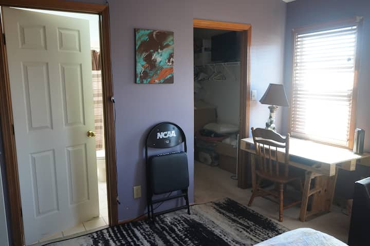 Private Bedroom Suite With Skylight Bathroom - Traders Point, IN