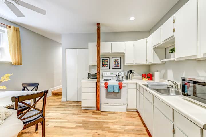 248b: Quiet, Renovated Apartment In Decatur! - Decatur, GA