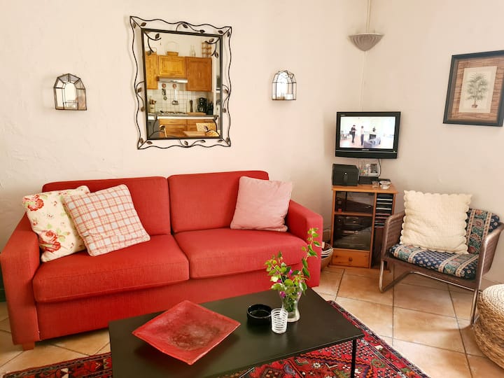 Charming Large 2rooms In The Heart Of Old Town - Antibes
