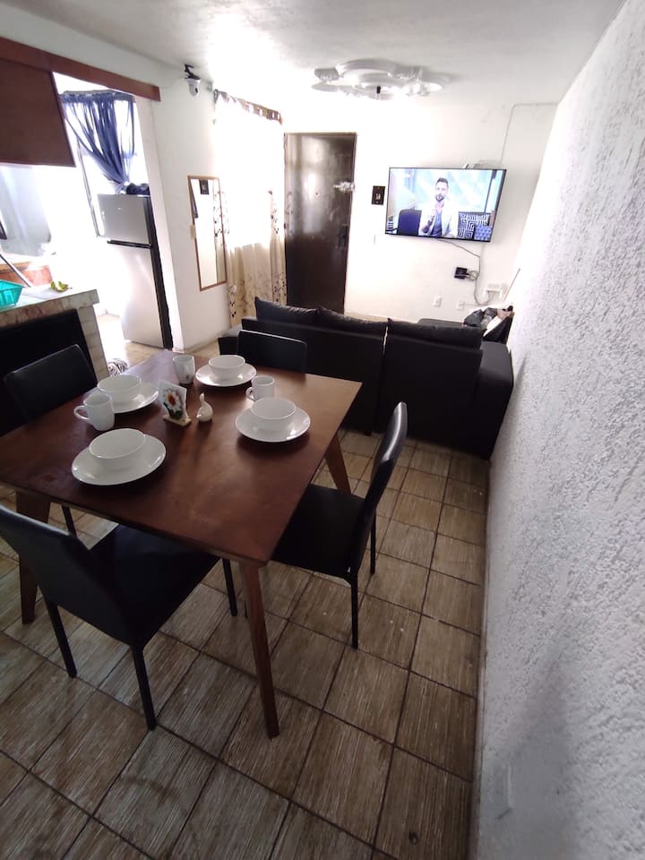 Departamento Cerca Del Tren Ligero Isla Raza - Guadalajara