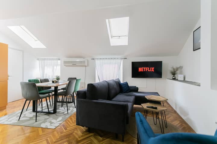 Urban Point - City Centre Pet Friendly Apartment - Selce