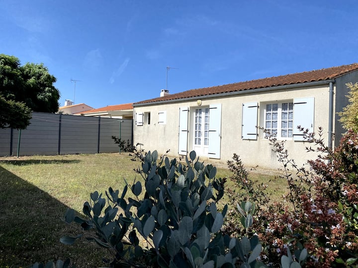 A 700m De La Plage De Sables Fins - Jard-sur-Mer