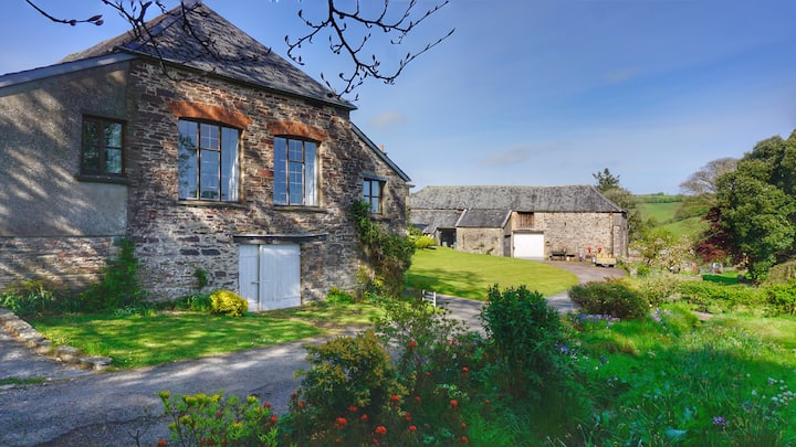"South Wing" Three Bedroom Cottage Close To Exmoor - North Devon District