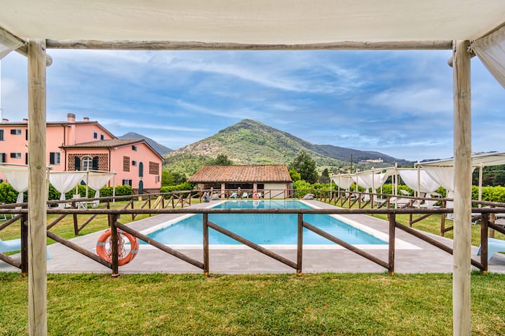 Tenuta San Giovanni, Mandarino Flat, Tuscany ! - Lucca