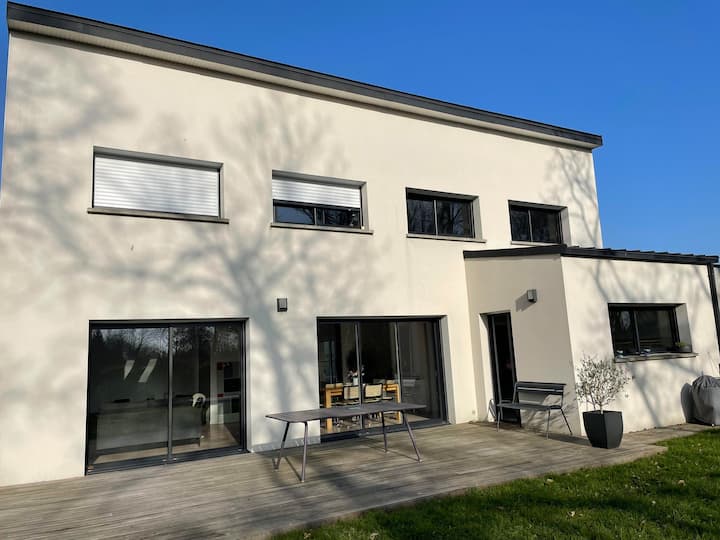 Maison Récente à Vannes - Séné