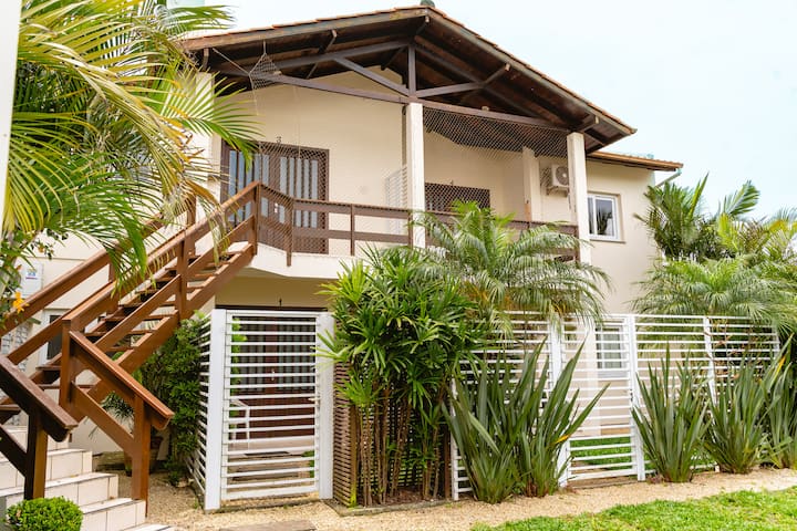 Apartamento 1, Térreo P/ 5 Pessoas, A 80m Da Praia - Garopaba