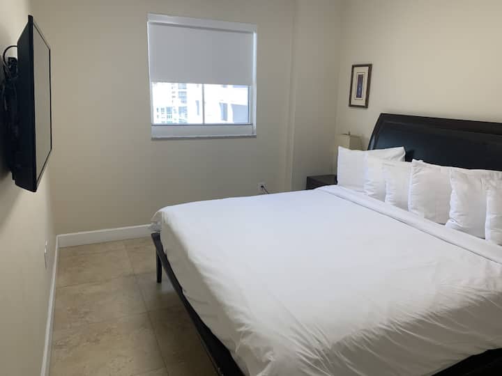 Skyline View Equipped Apartment In Brickell Miami - Miami, FL