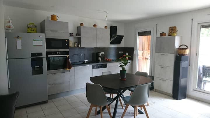 Chambre Du Monde - Saint-Priest