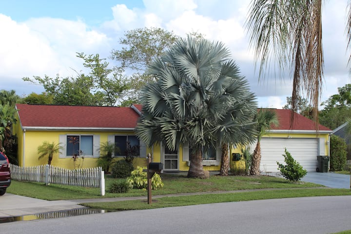 House With Open Fireplace - 北港