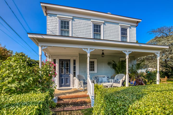 The Perfect North Fork Pied-a-terre Permit #0170 - Greenport, NY