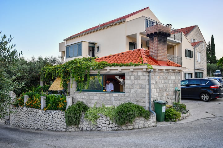 Apartments Curić - Apartment "Bernardica" - Slano