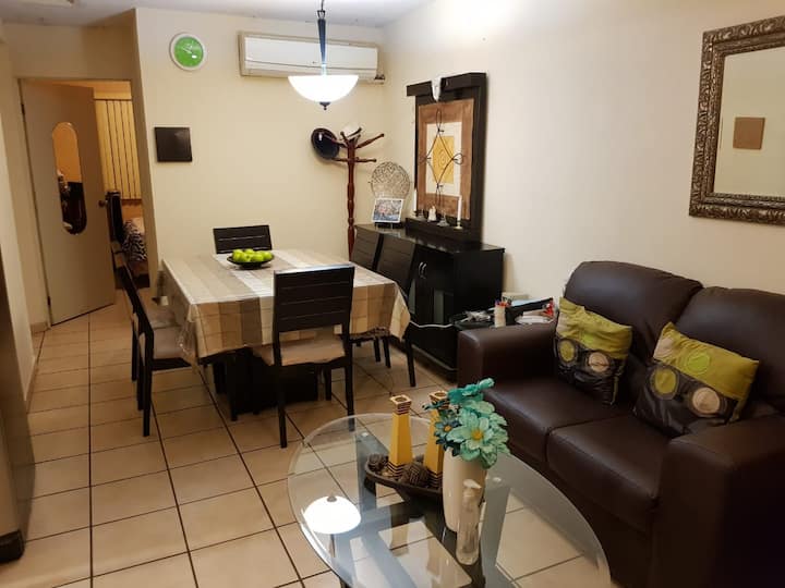 Recámara Cercana Aeropuerto, Clínica 14 Del Imss - Hermosillo