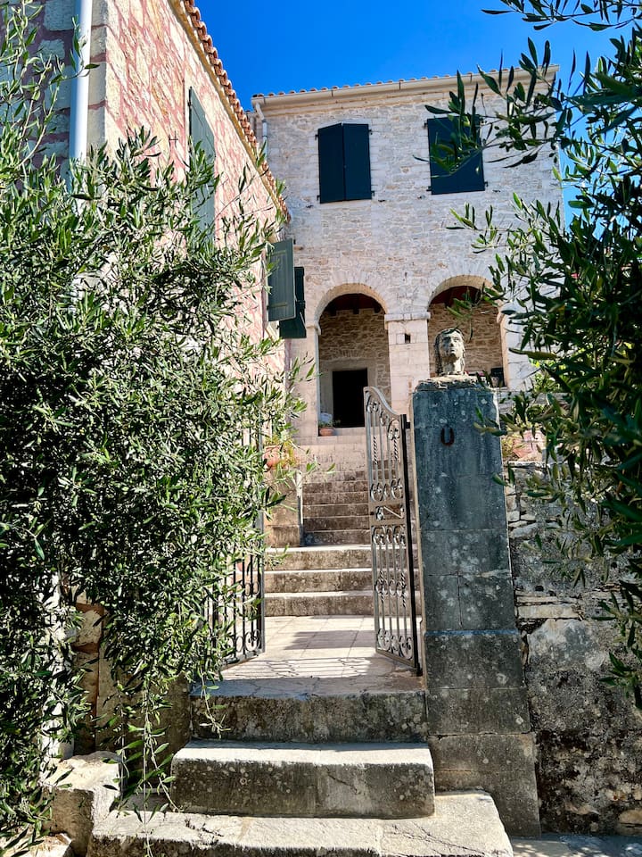 Spiti Marina 2 - Corfu