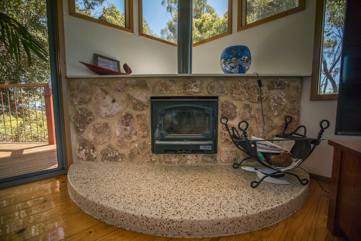 Luxury Eco Retreat - The Treehouse - Views - Aldinga