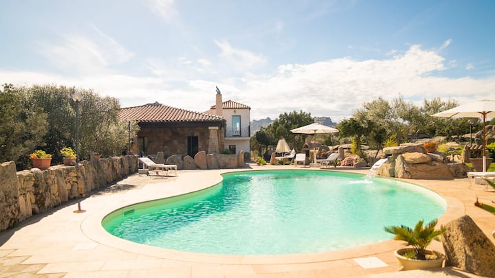 Villa Sa Cheressia Con Piscina - Arzachena