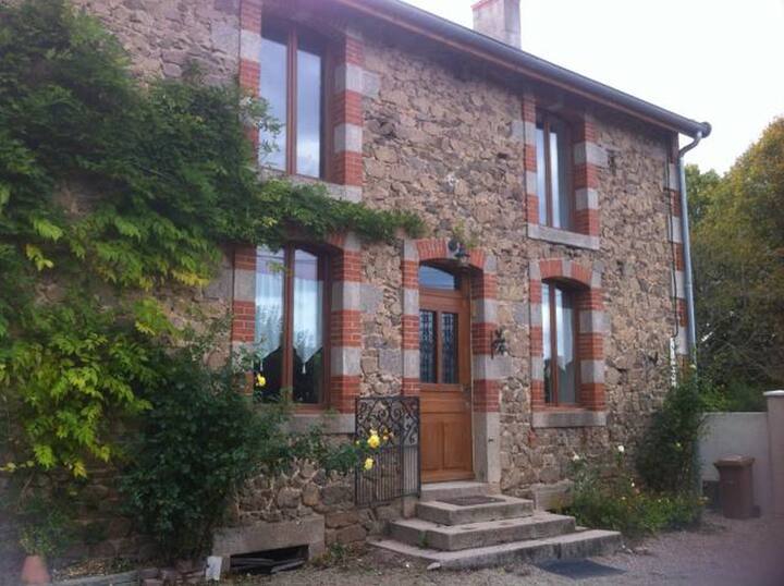 Gite Du Vieux Dun Parc Du Morvan - Lac de Saint-Agnan