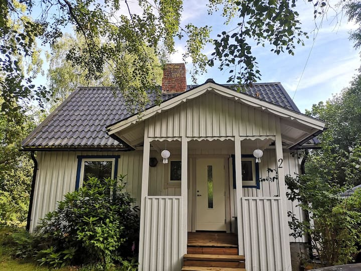 Stuga I Fina Hemmeslöv, Båstad - Båstad